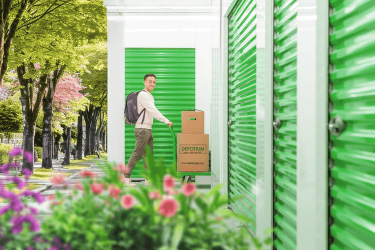 Depotium Mini Entrepôt – Proudly Canadian Self-Storage Nationwide